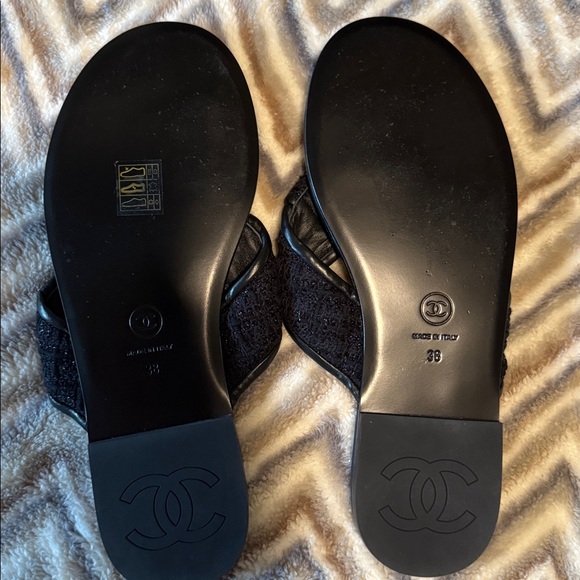 CHANEL | Shoes | Chanel Black Quilted Slide Sandals | Poshmark